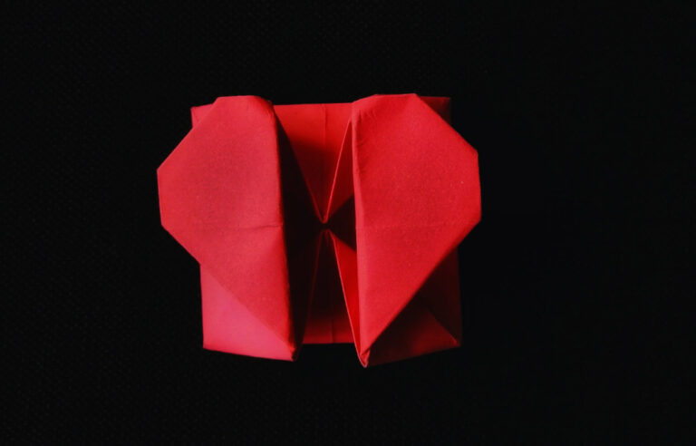 How to Make an Origami Secret Heart Box - Origamik